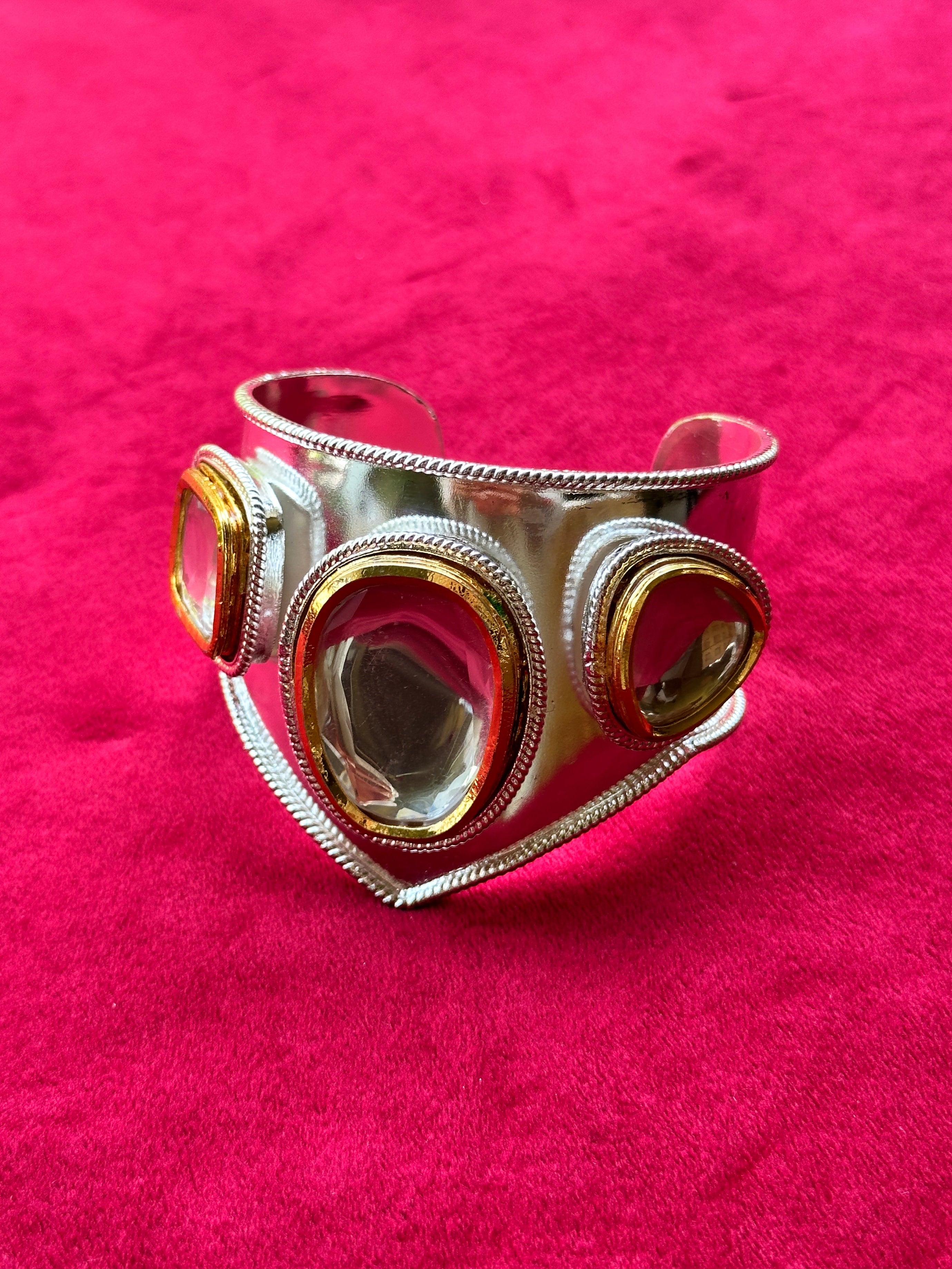 Polki Wonder Woman Handcuff Silver – Valliyan